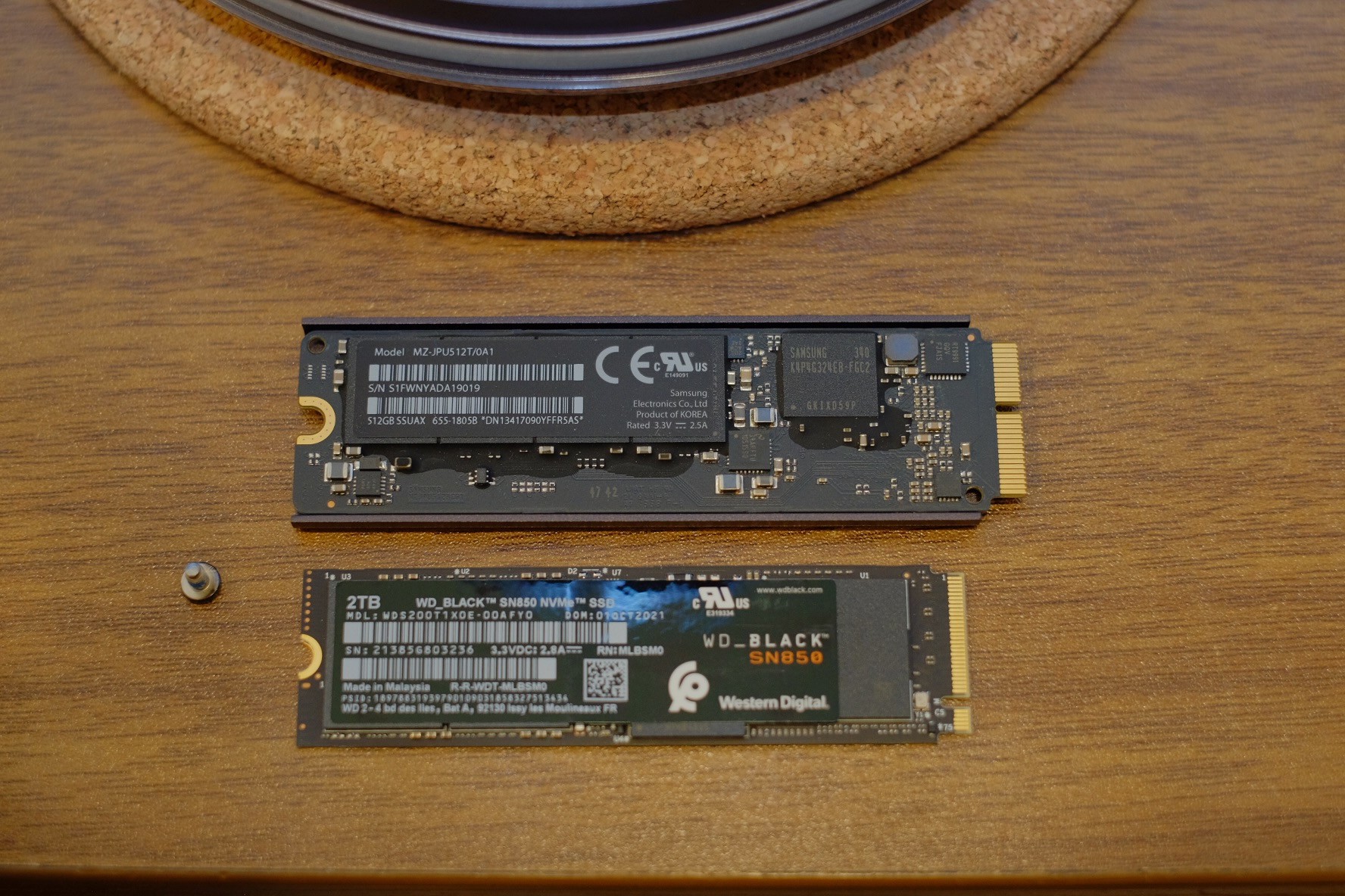 eBay 上 $374 的 Mac Pro 垃圾桶真好玩 - 败家 - 美卡论坛